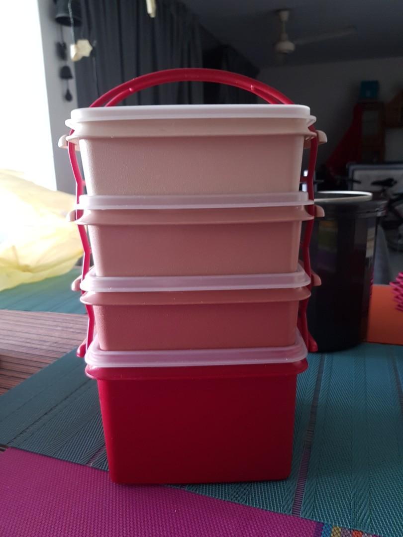 Tupperware tingkat carrier, Furniture & Home Living, Kitchenware ...