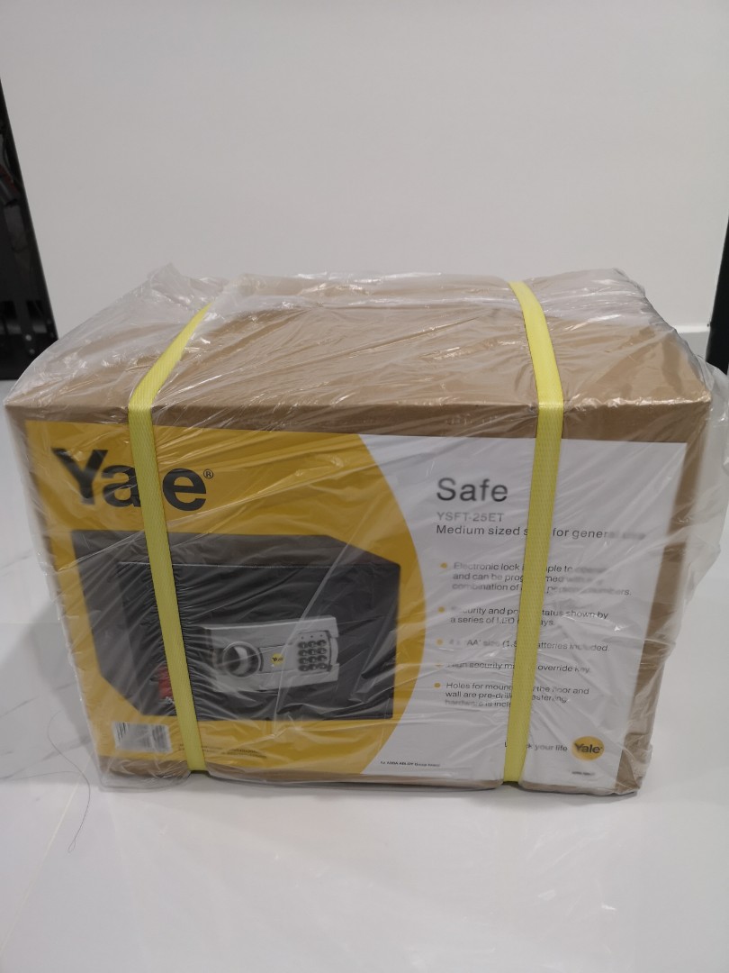 Yale Safe Box, Everything Else on Carousell