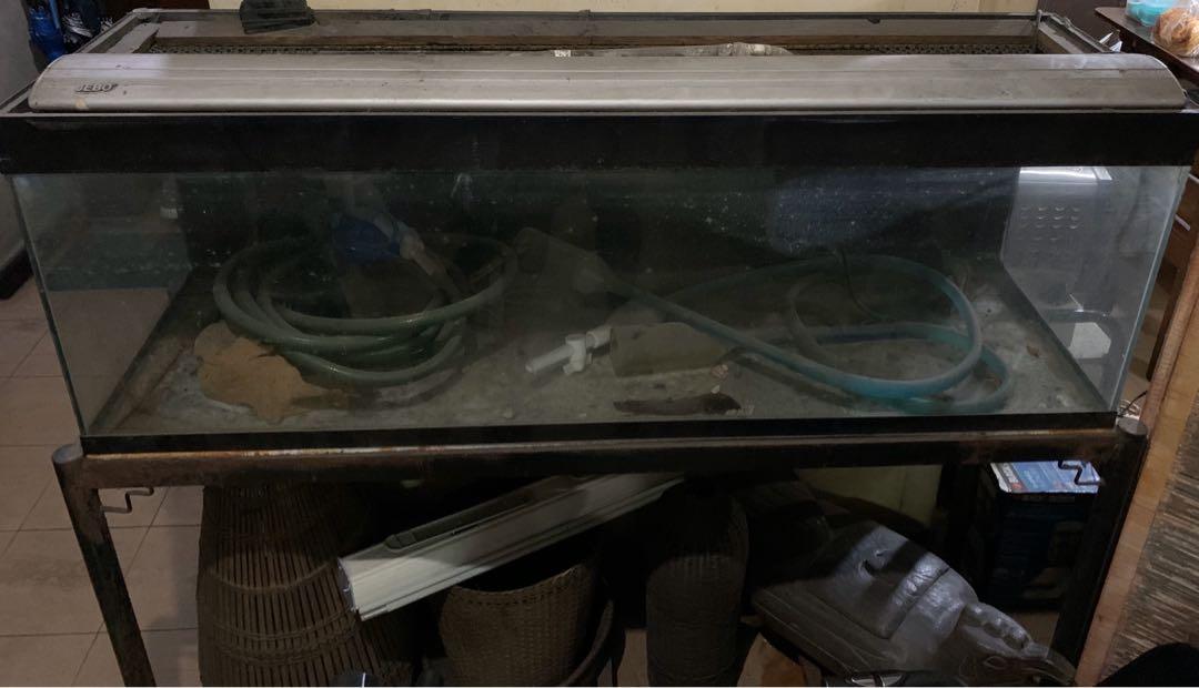 Aquarium with Stand - (from paco, manila), Pet Supplies, Homes & Other ...