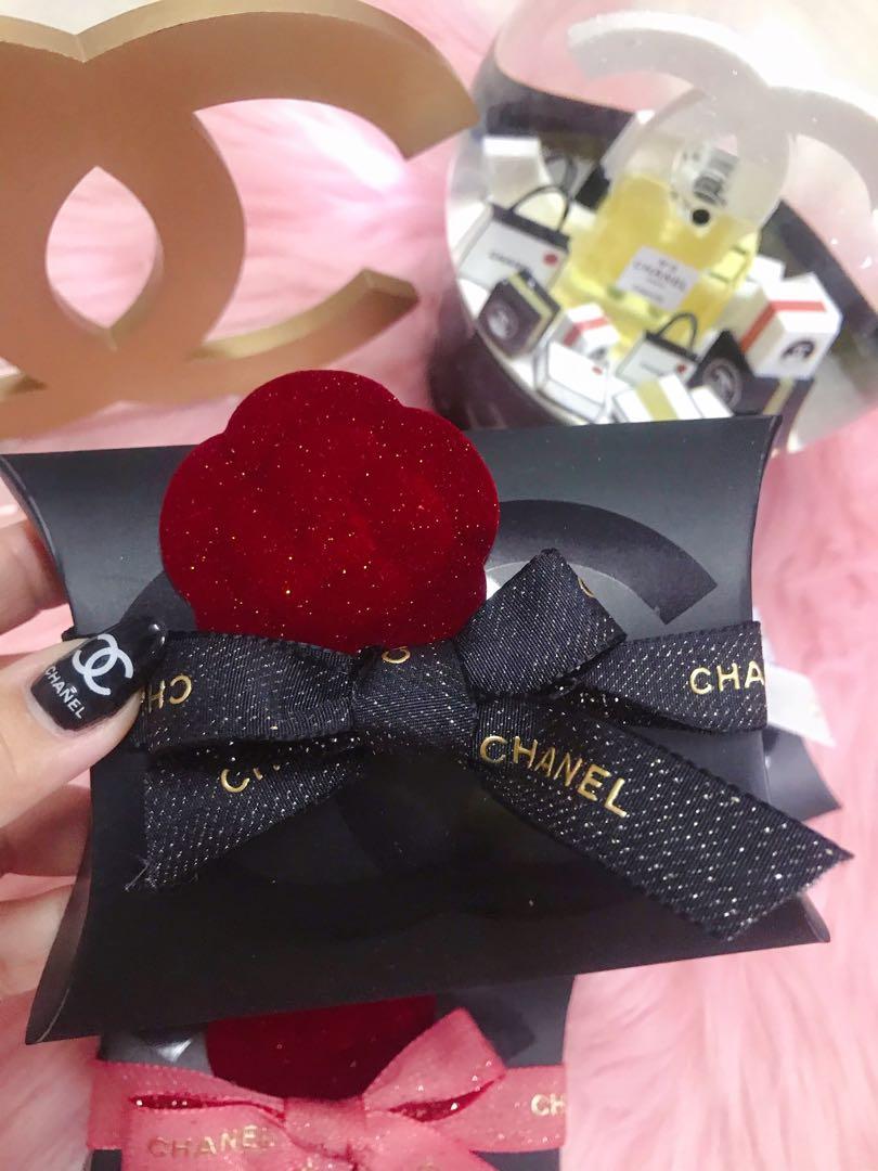 Chanel gift box with ribbon & flower sticker , Women's Fashion, Jewelry ...