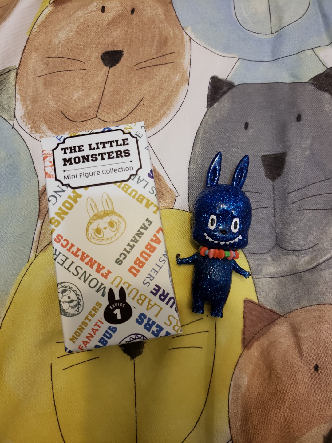 Labubu mini series 1, 興趣及遊戲, 玩具 & 遊戲類 - Carousell