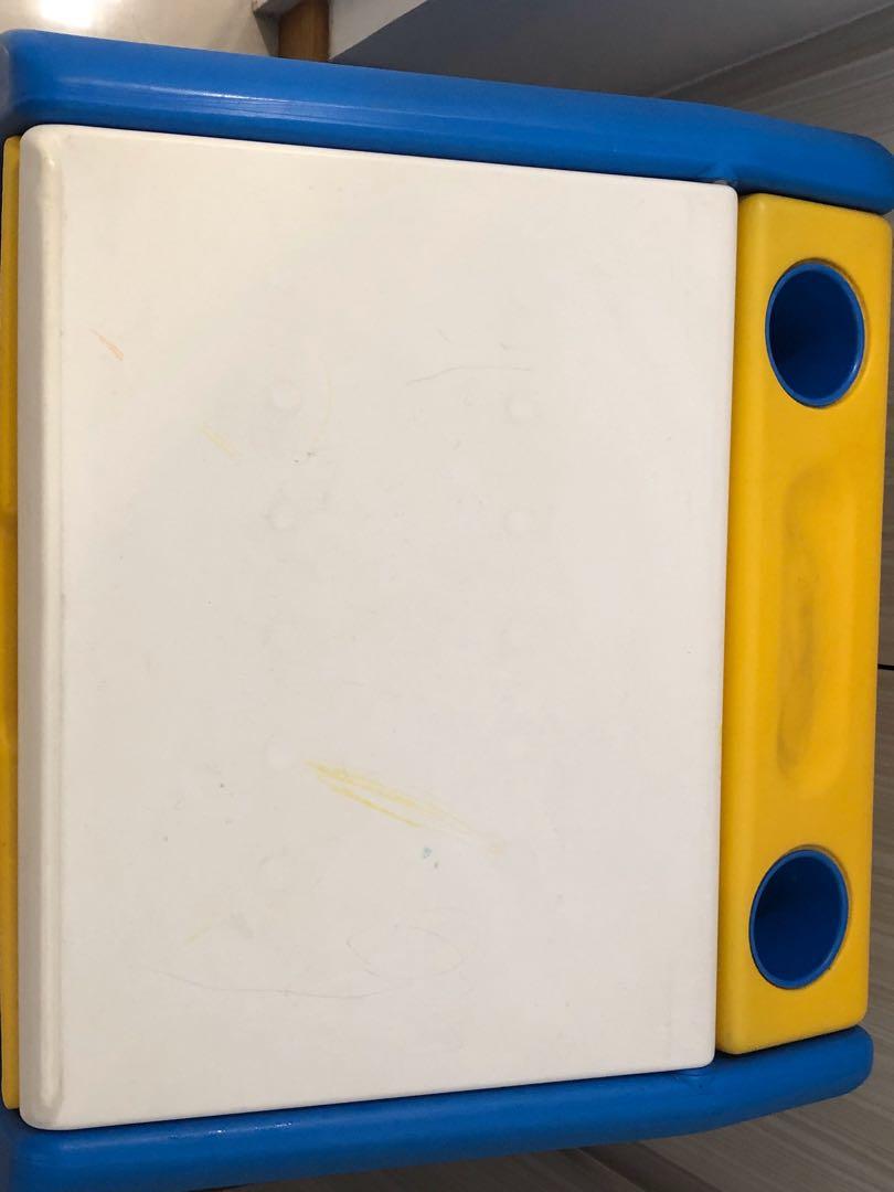 Little Tikes Art Table, Hobbies & Toys, Toys & Games on Carousell