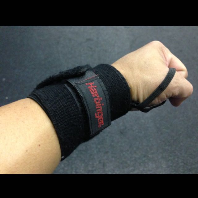 Pro Wrist Wraps (1 pair) - Harbinger Weightlifting Bodybuilding ...