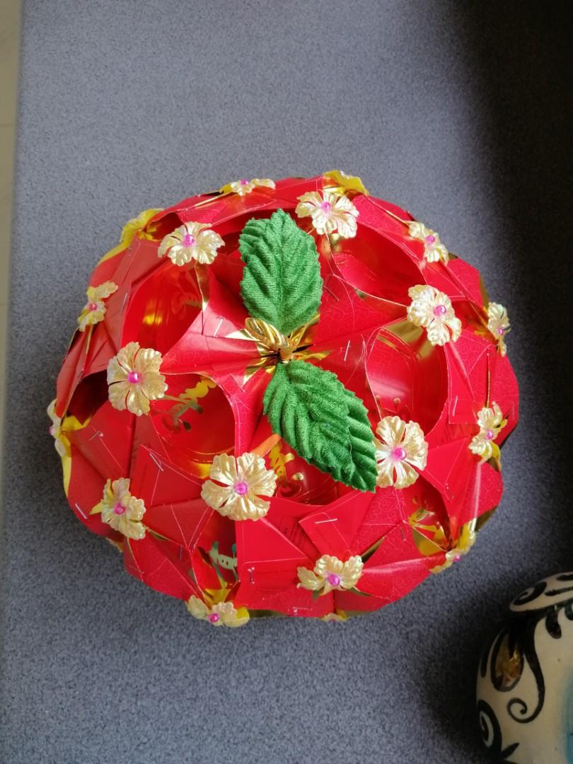CNY Mandarin orange lantern / Table top deco of red packet paper ...