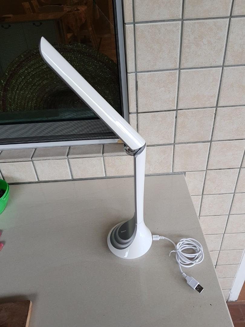 Midea LED Touch Sensor Table Lamp, Furniture & Home Living, Lighting ...