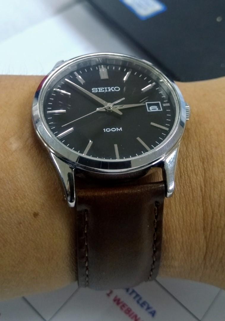 Seiko classic, Men's Fashion, Watches & Accessories, Watches on Carousell