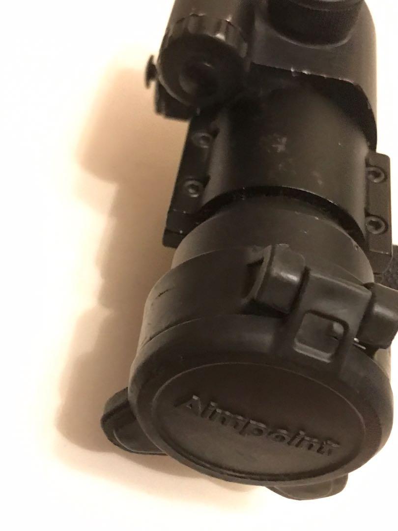 Aimpoint M2 with mount and spacer, 珍品紅點鏡., 興趣及遊戲, 旅行, 旅遊 - 旅行必需品及用品 ...
