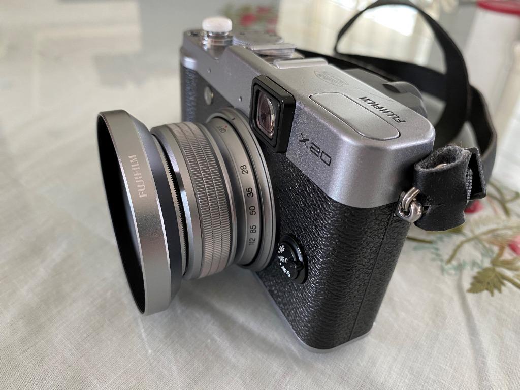 Fuji X20 with Lens Hood, Photography, Cameras on Carousell