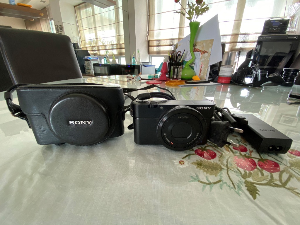 Sony RX100 M1 Camera, Photography, Cameras on Carousell