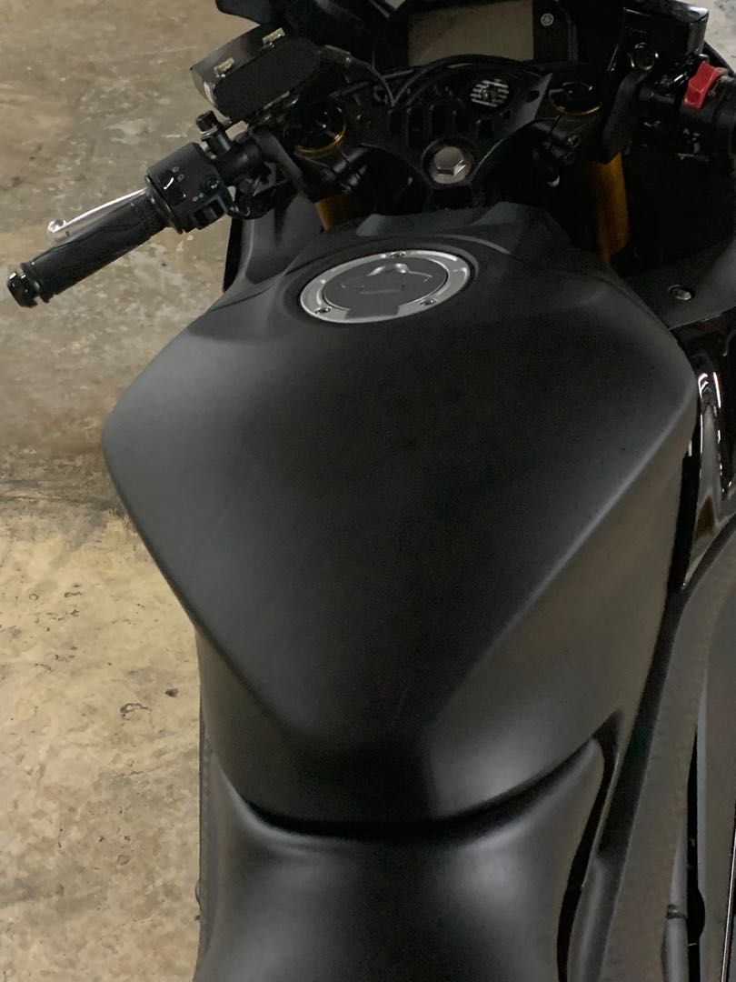 Yamaha R3 Center tank cover, Motorcycles, Motorcycle Accessories on ...