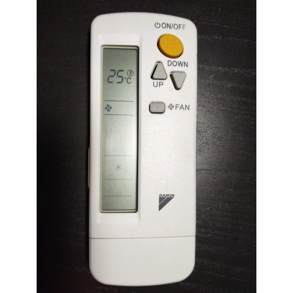 Daikin Aircon Remote BRC4C161 (GENUINE ORIGINAL DAIKIN), TV & Home ...