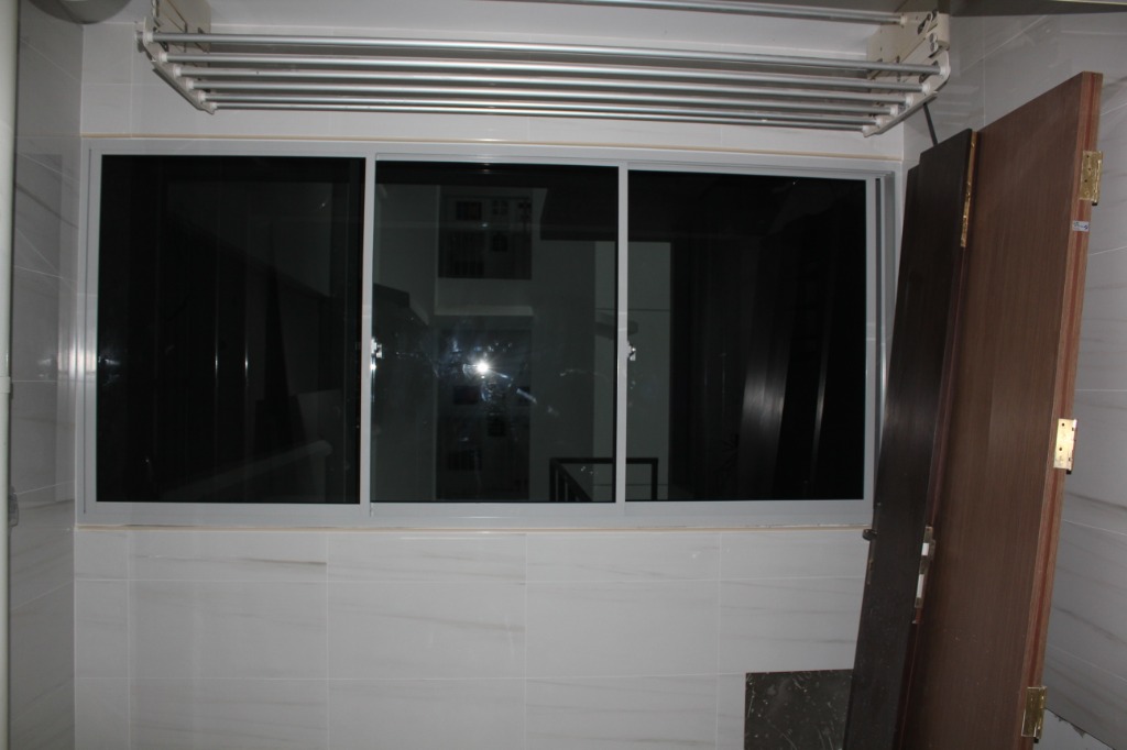 HDB Retractable Laundry Drying Rack System, Furniture & Home Living ...