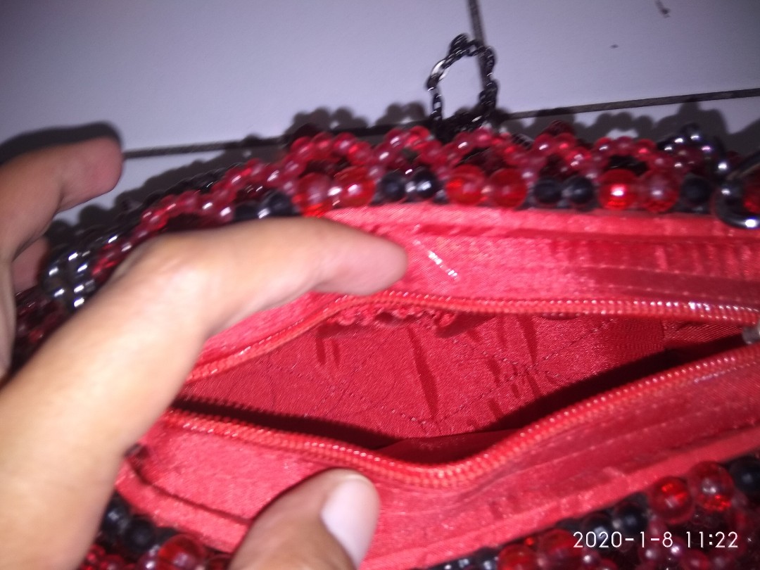 Tas mote pesta merah, Fesyen Wanita, Tas & Dompet di Carousell