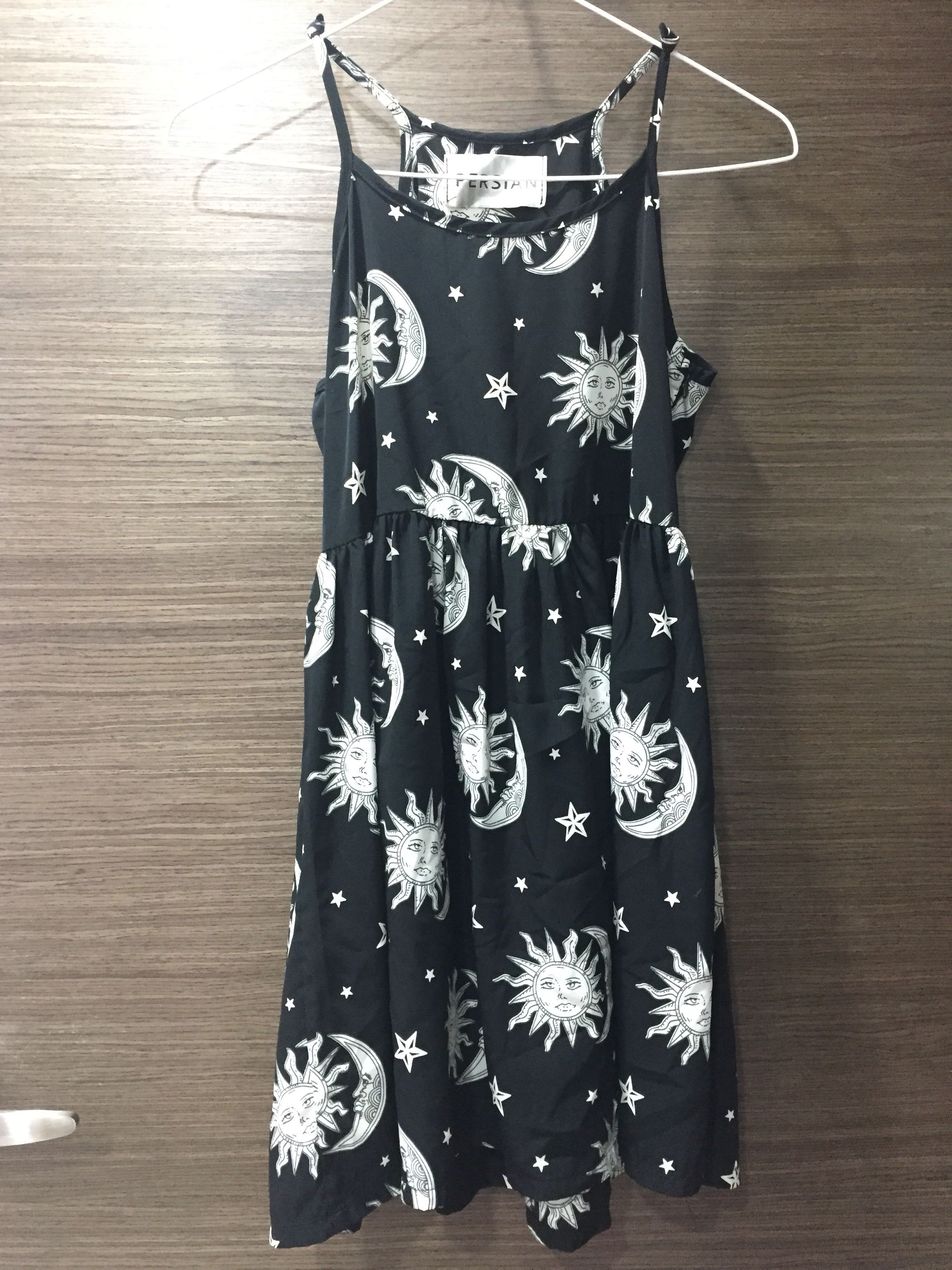 black sun moon dress, Women's Fashion, Muslimah Fashion, Dresses on ...