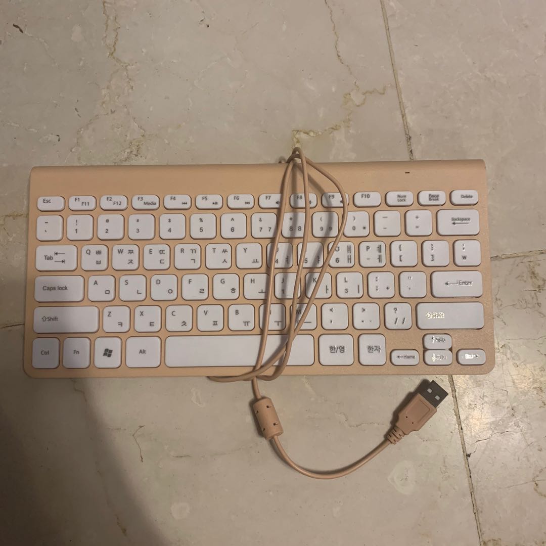 Korea Daiso small keyboard in peach and white, Computers & Tech, Parts ...
