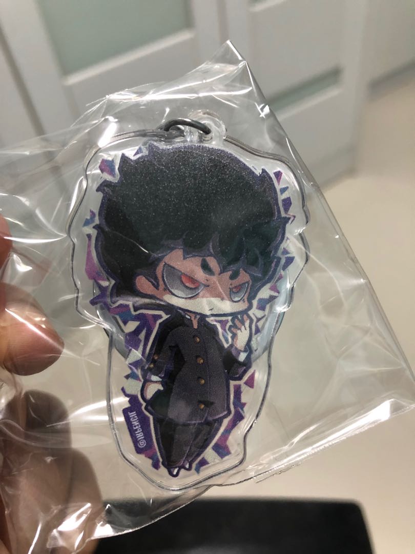 Mob psycho 100 & AoT Levi keychain, Hobbies & Toys, Memorabilia ...