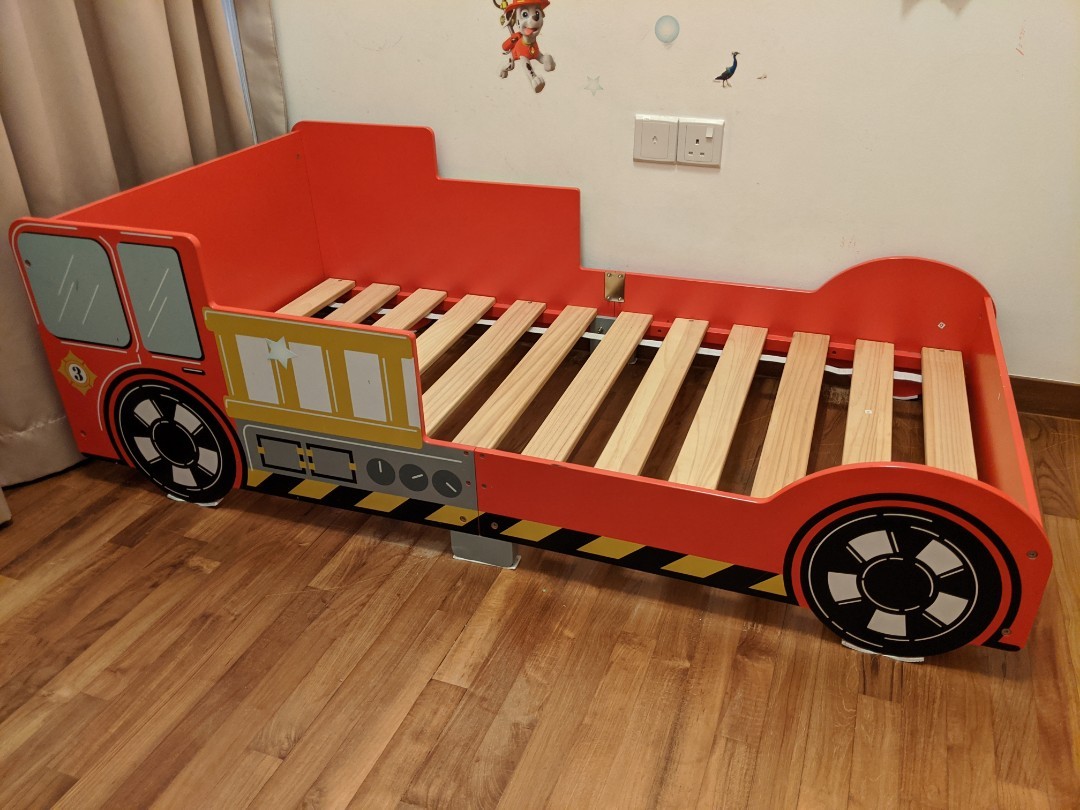 Fire Engine Toddler Bed, Babies & Kids, Baby Nursery & Kids Furniture ...