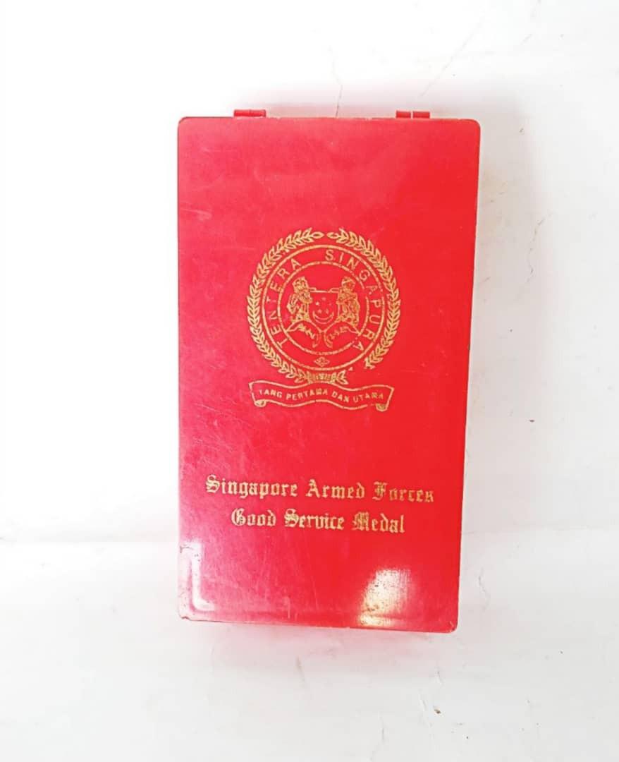 SAF Good service Award Gold Medal Singapore, Hobbies & Toys ...