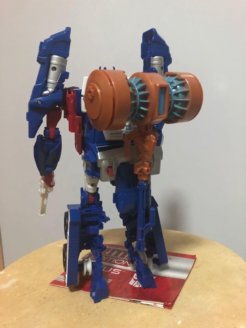 Transformers platinum Ultra Magnus with Forge of Solus Prime hammer ...