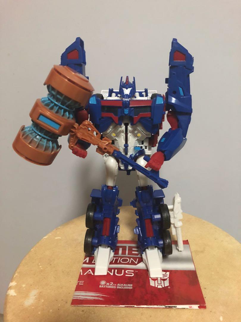 Transformers platinum Ultra Magnus with Forge of Solus Prime hammer ...