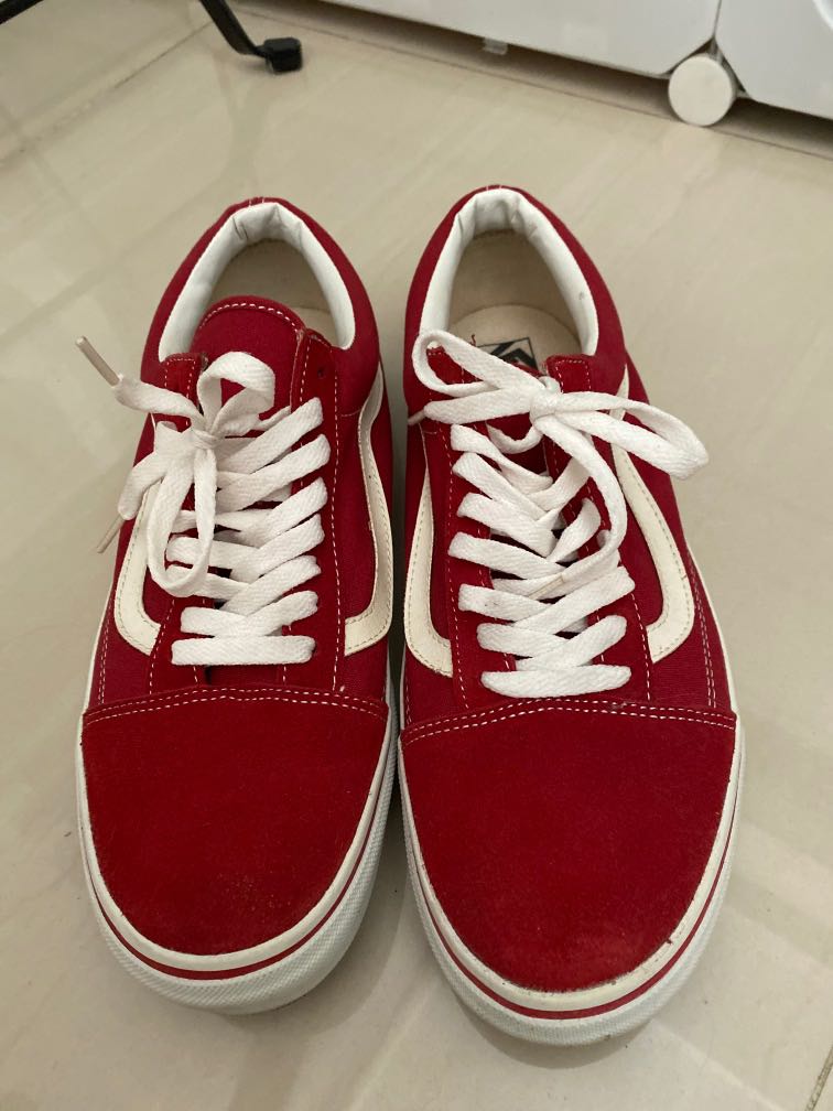 Vans classic old school red, Men's Fashion, Footwear, Sneakers on Carousell