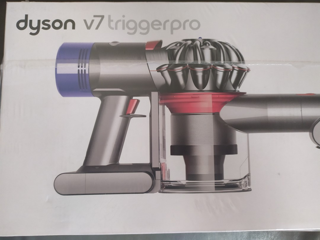 Dyson V7 trigger pro, Furniture & Home Living, Home Improvement ...