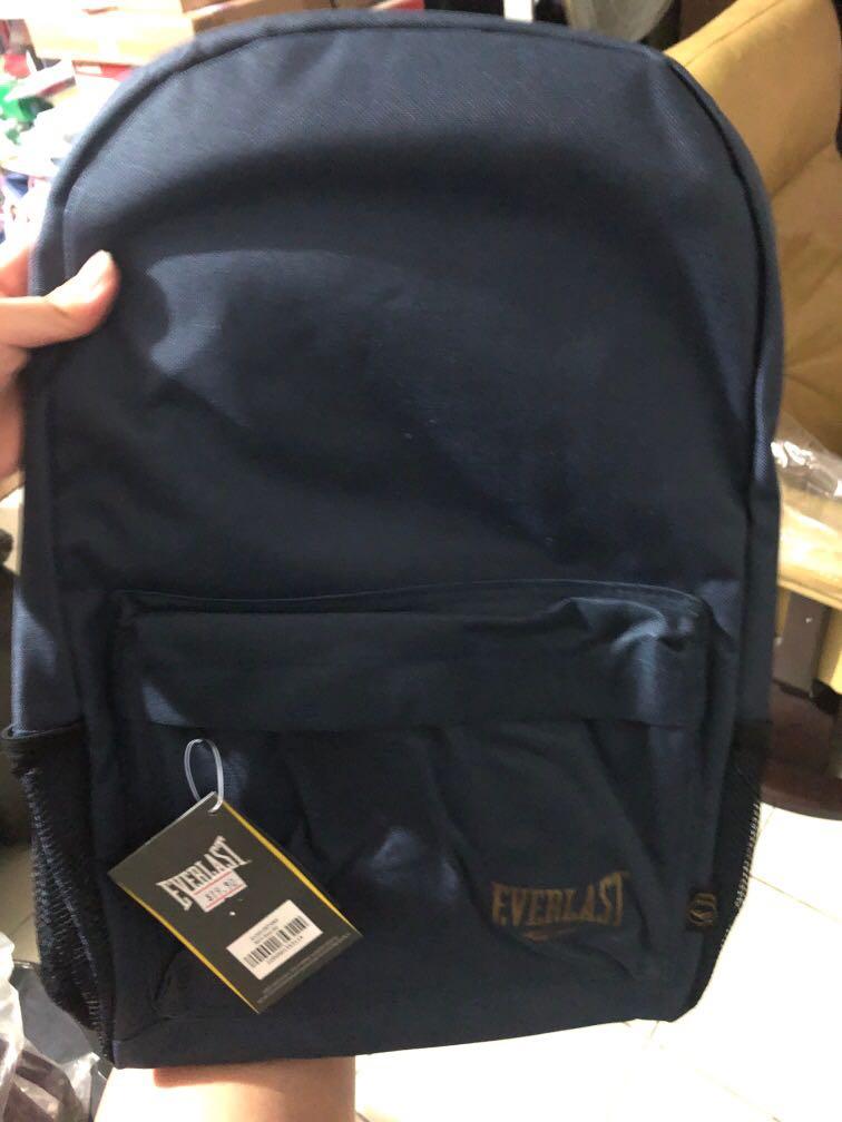Everlast Backpack, Men's Fashion, Bags & Wallets, Backpacks on Carousell