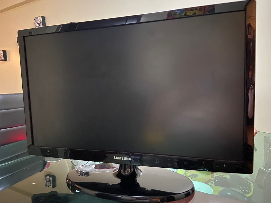 Samsung TV, Looking For on Carousell