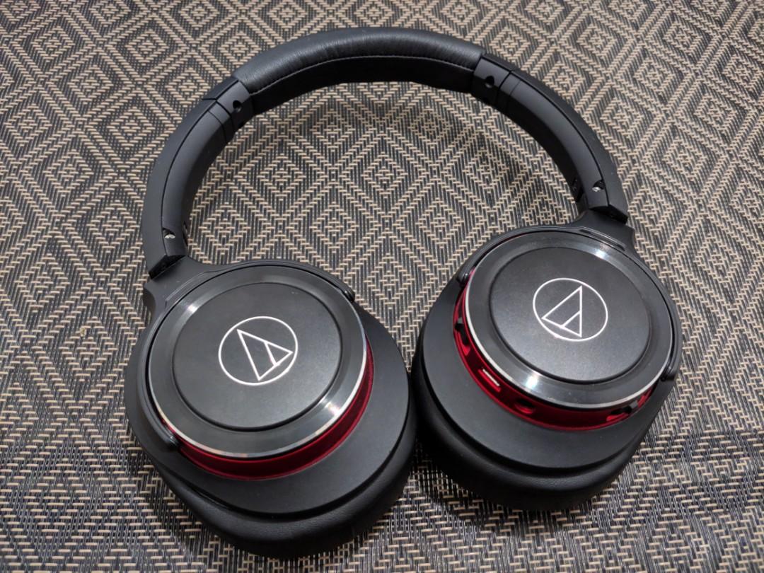 Audio Technica ath-ws660bt Bluetooth headphone, Audio, Headphones & Headsets on Carousell
