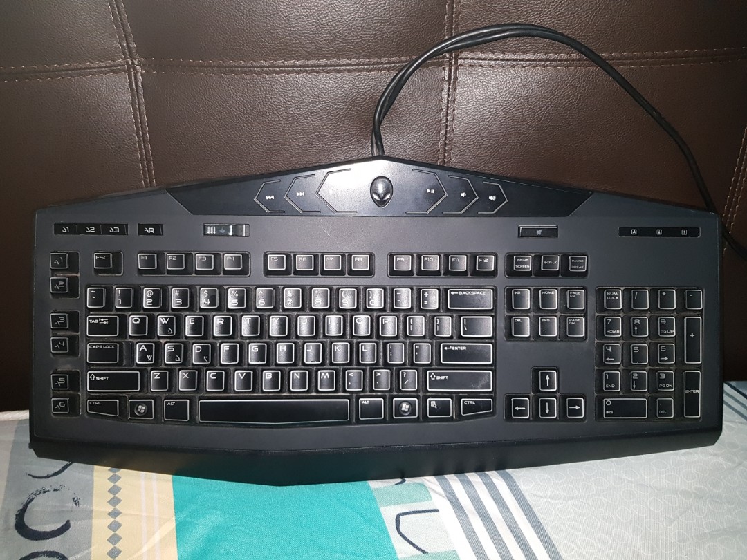 Dell Alienware KG900 Keyboard, Computers & Tech, Parts & Accessories ...