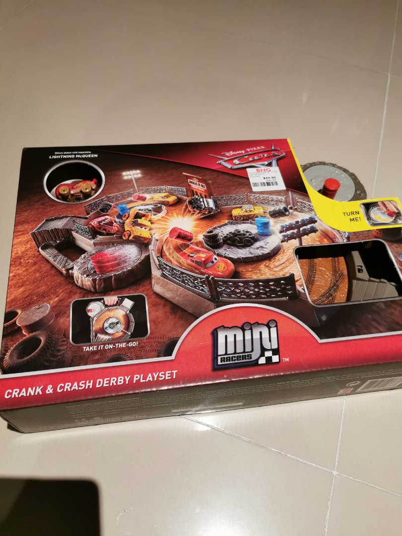 Disney cars, mini racers, crank & crash Derby playset, Hobbies & Toys ...