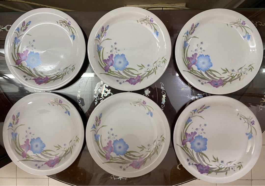 Quaker Porcelain Plates Design #2, Furniture & Home Living, Kitchenware ...
