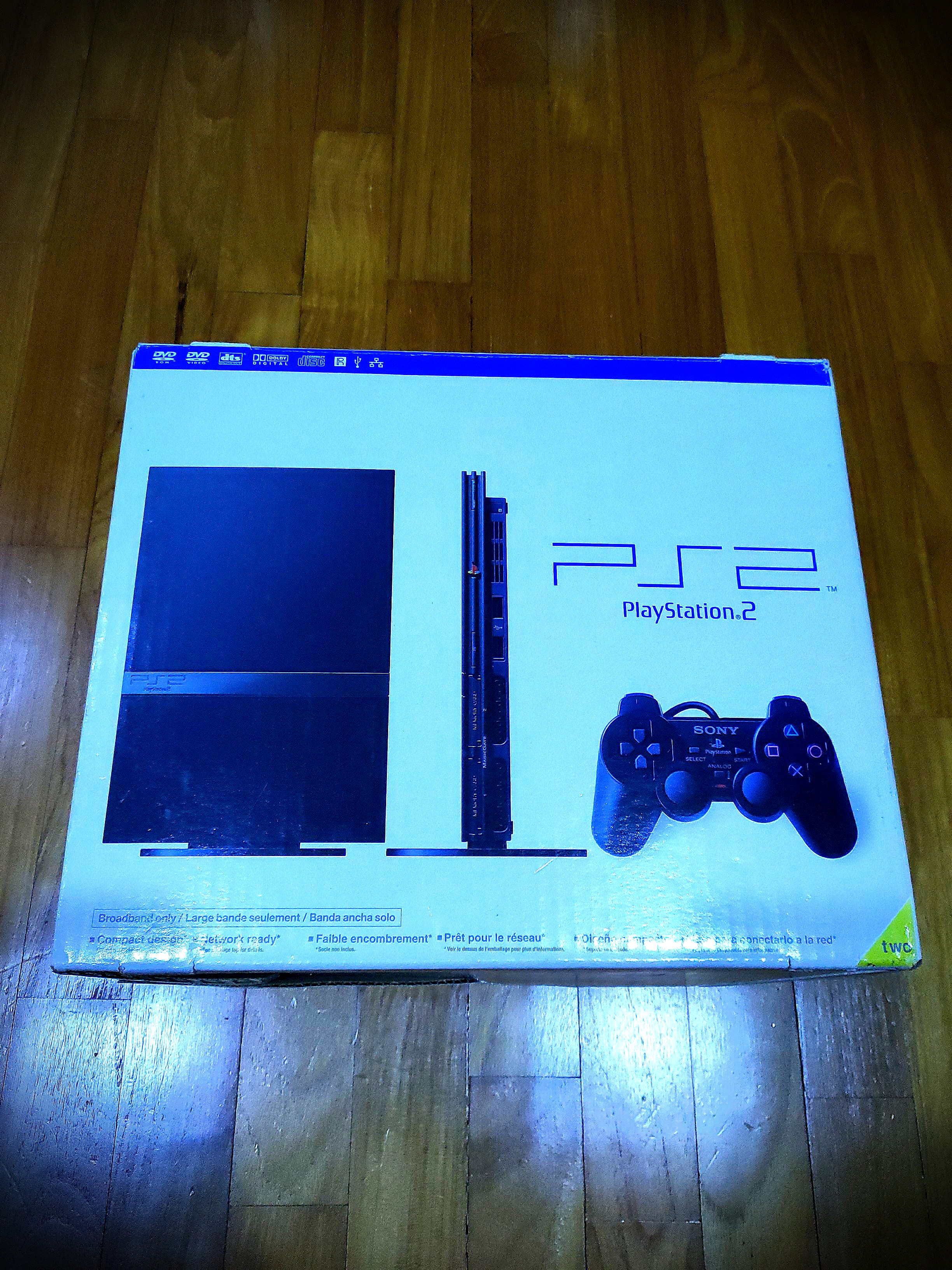 Preloved Rare PlayStation PS2 Slim, Video Gaming, Video Game Consoles ...