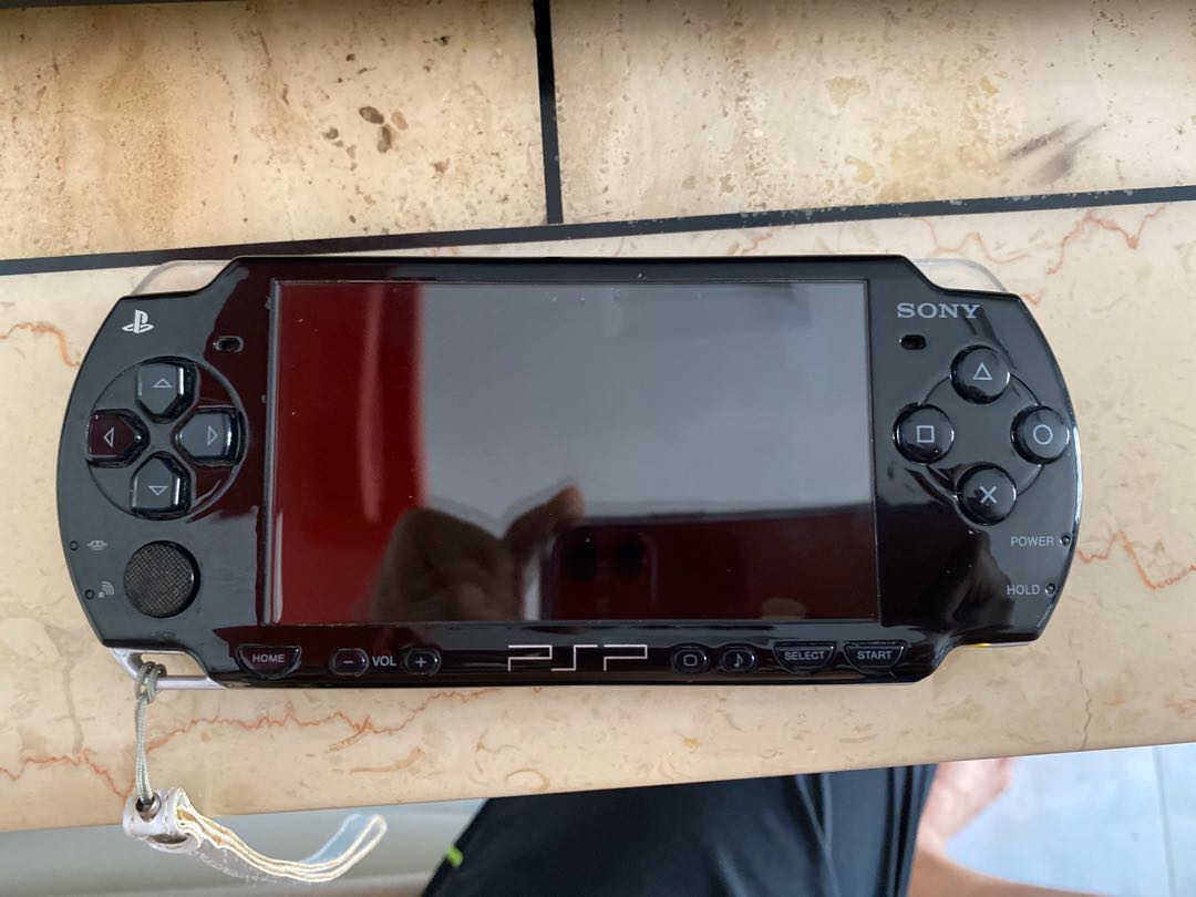 PSP 2004 version, Video Gaming, Video Game Consoles, PlayStation on ...