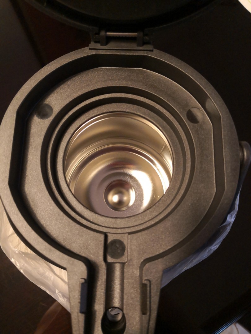 Thermos Vacuum Pump Pot 2.2L Stainless Steel, TV & Home Appliances ...