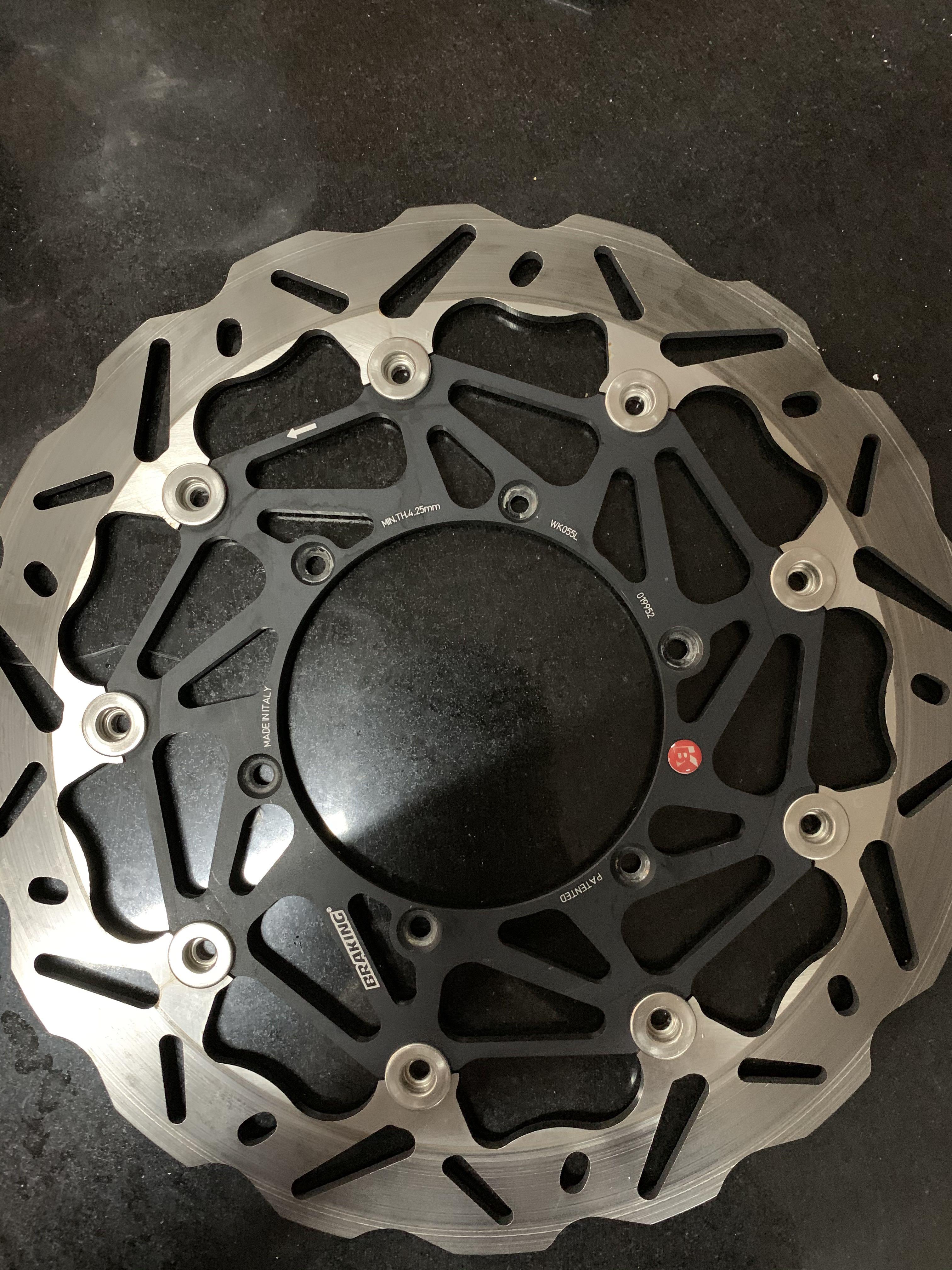 ユーロダイレクトEBC-Brakes Oversize Supermoto carbon look Contour Disc Kit ...