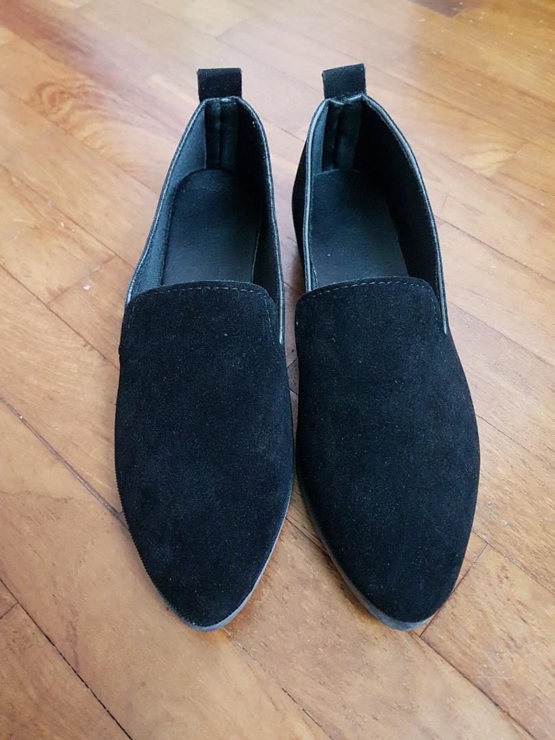 Plain felt heels, Women's Fashion, Footwear, Heels on Carousell