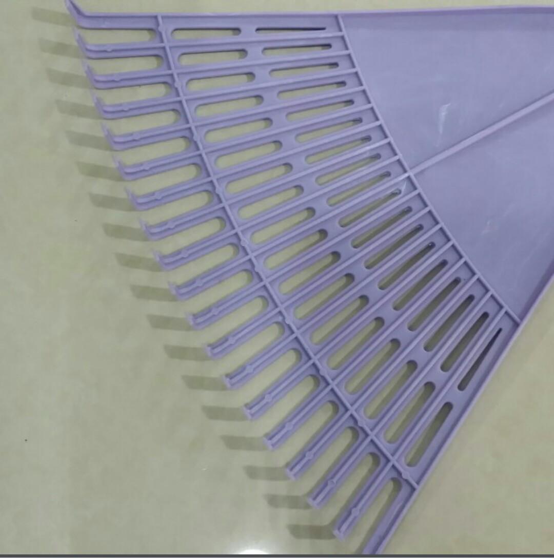 Plastic Rake, Furniture & Home Living, Gardening, Gardening Tools ...