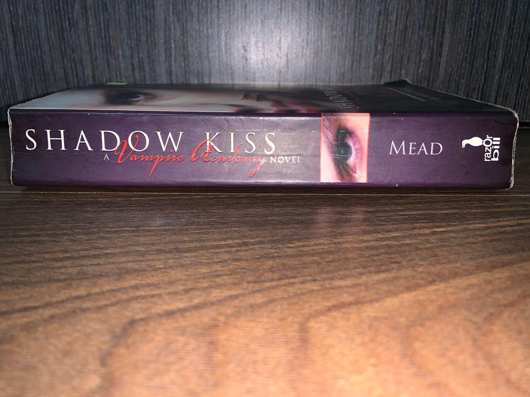 Vampire Academy: Shadow Kiss, Hobbies & Toys, Books & Magazines ...