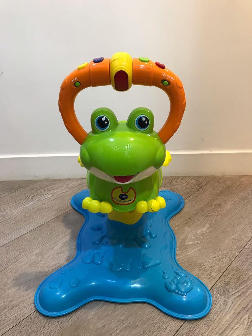 vtech Bounce & Discover Frog, 兒童＆孕婦用品, 嬰兒玩具 - Carousell