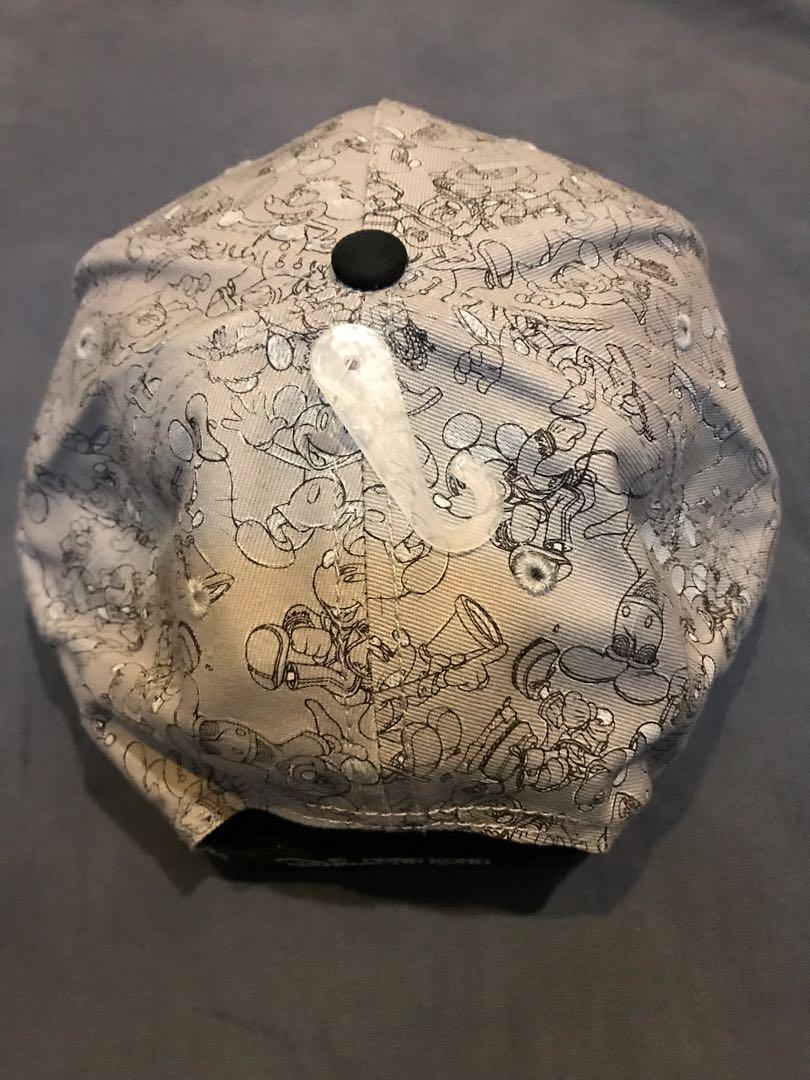 Disneyland Mickey Mouse 90th anniversary cap, Men's Fashion, Watches ...