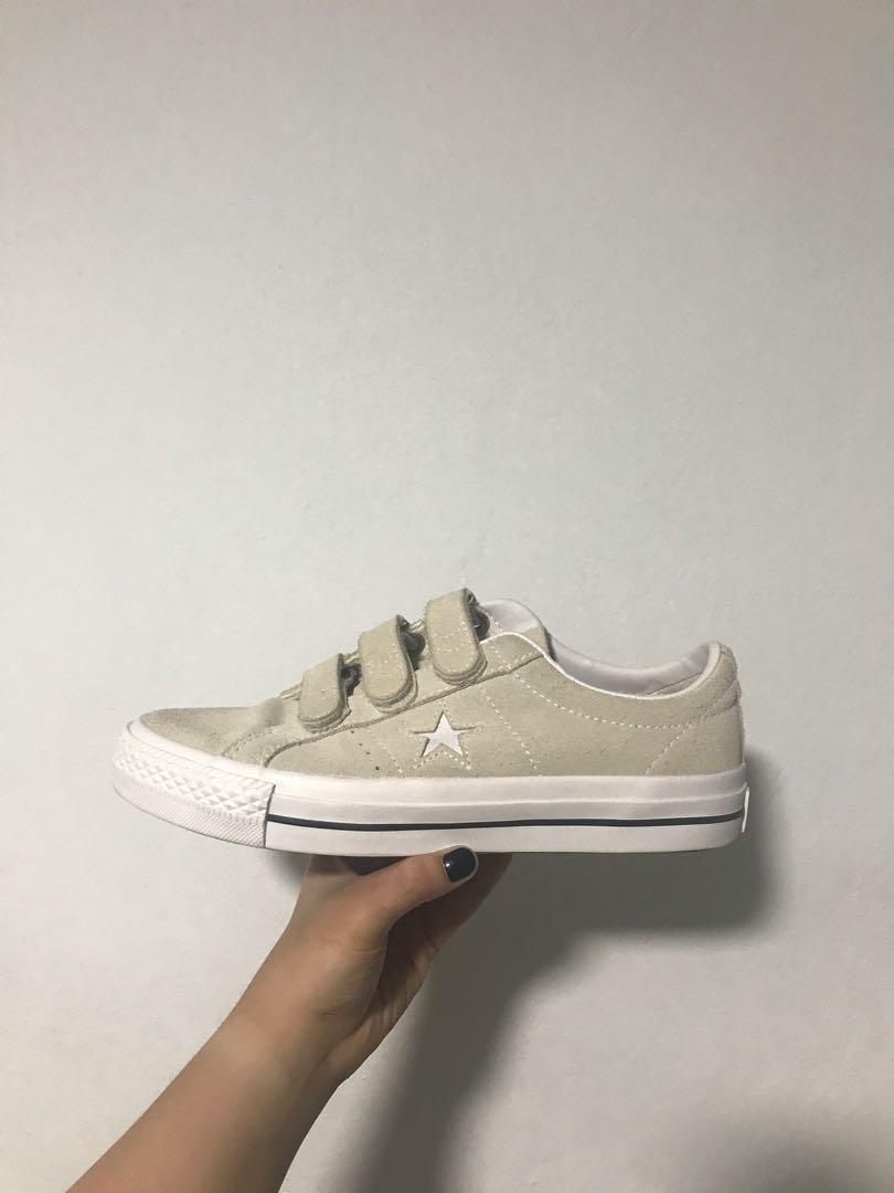 One Star Pro Velcro, Women's Fashion, Footwear, Sneakers on Carousell