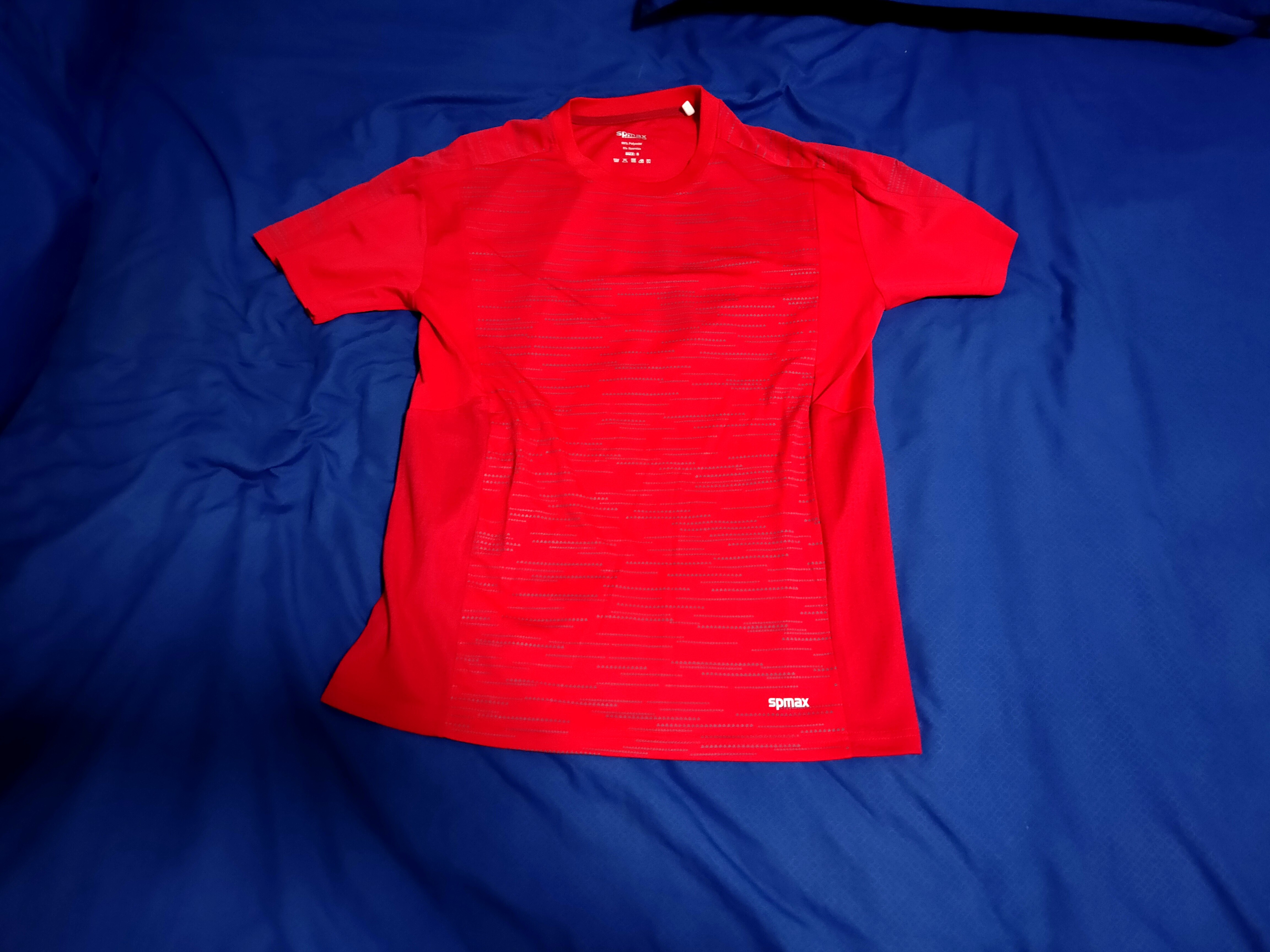 Red Dry fit T-shirt, Women's Fashion, Tops, Sleeveless on Carousell