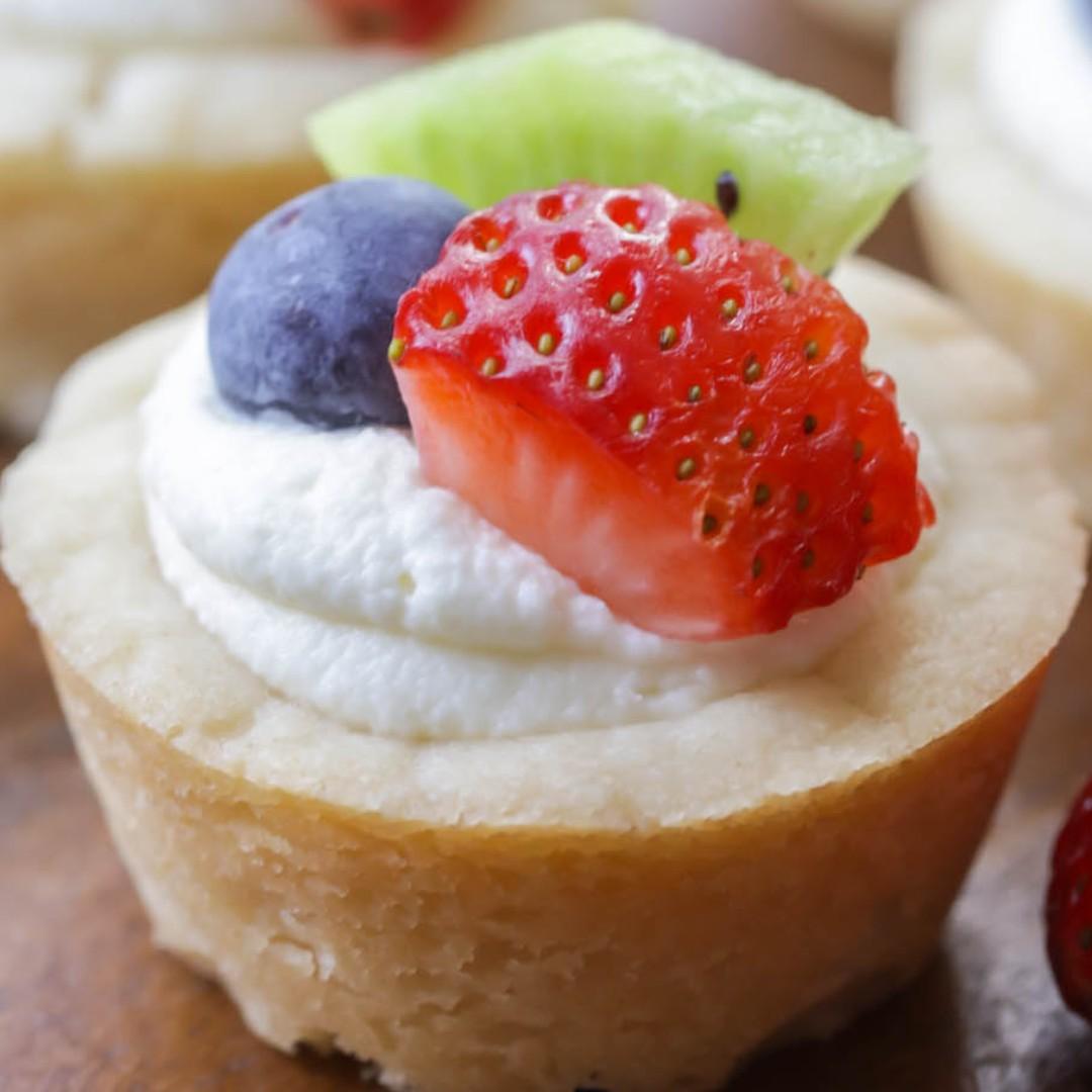 Halal Tarts & Mini Tarts Platter, Food & Drinks, Homemade Bakes on ...