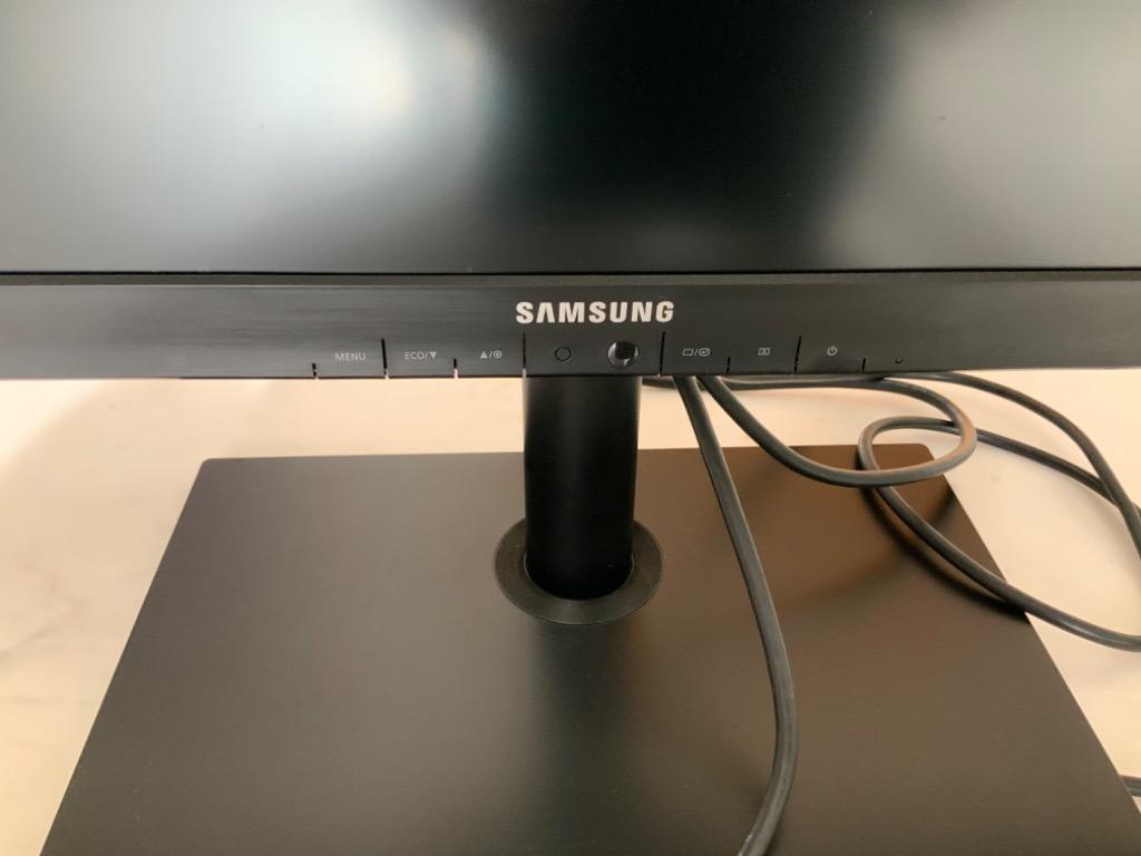 Samsung 27-inch HD SyncMaster SA850 + cables., Computers & Tech, Parts ...