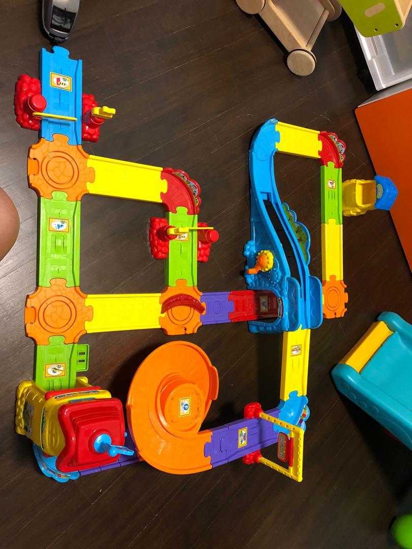 VTECH train set, Hobbies & Toys, Toys & Games on Carousell