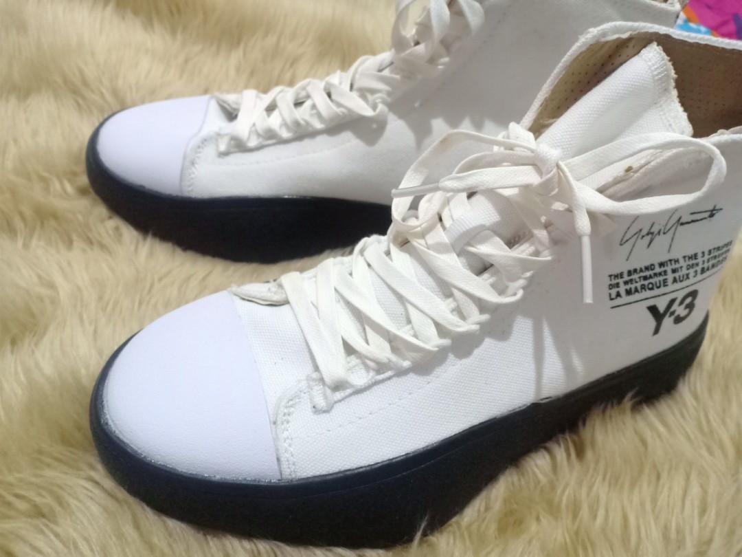 Y3, Women's Fashion, Footwear, Sneakers on Carousell