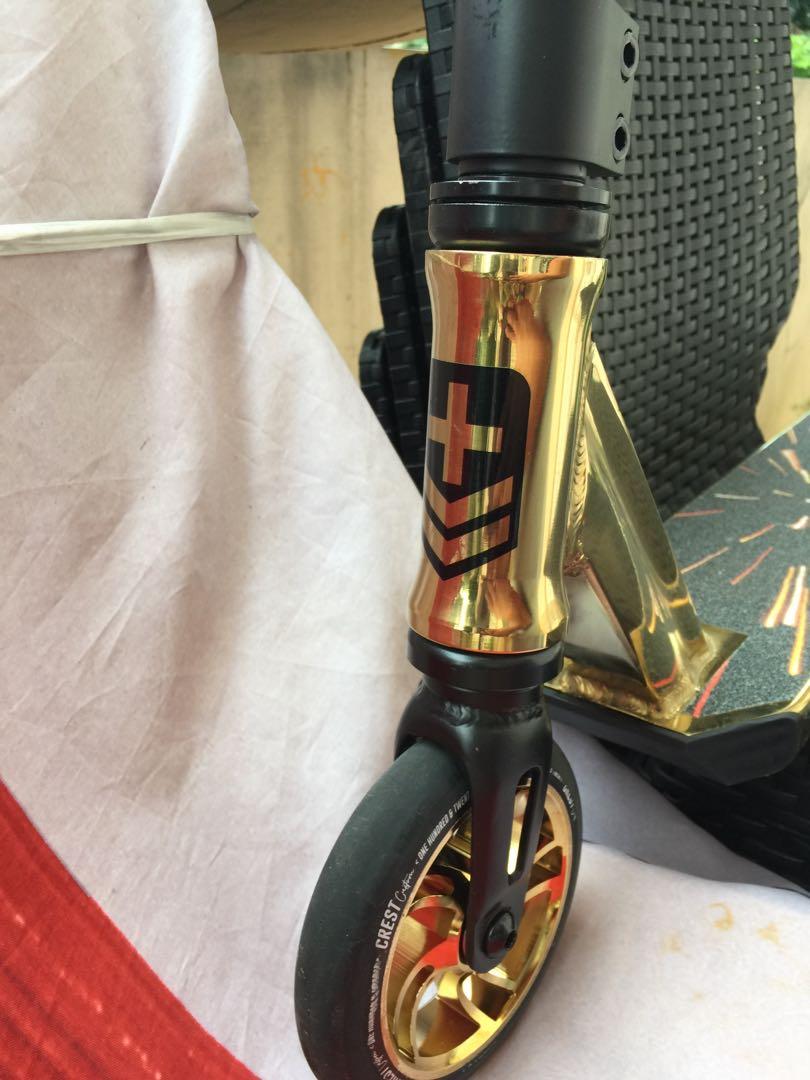 Crest “custom” kick scooter, Sports Equipment, Sports & Games, Skates ...