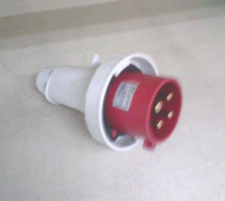 IDE IP67 Industrial Plug, Socket and Connector, Commercial & Industrial ...