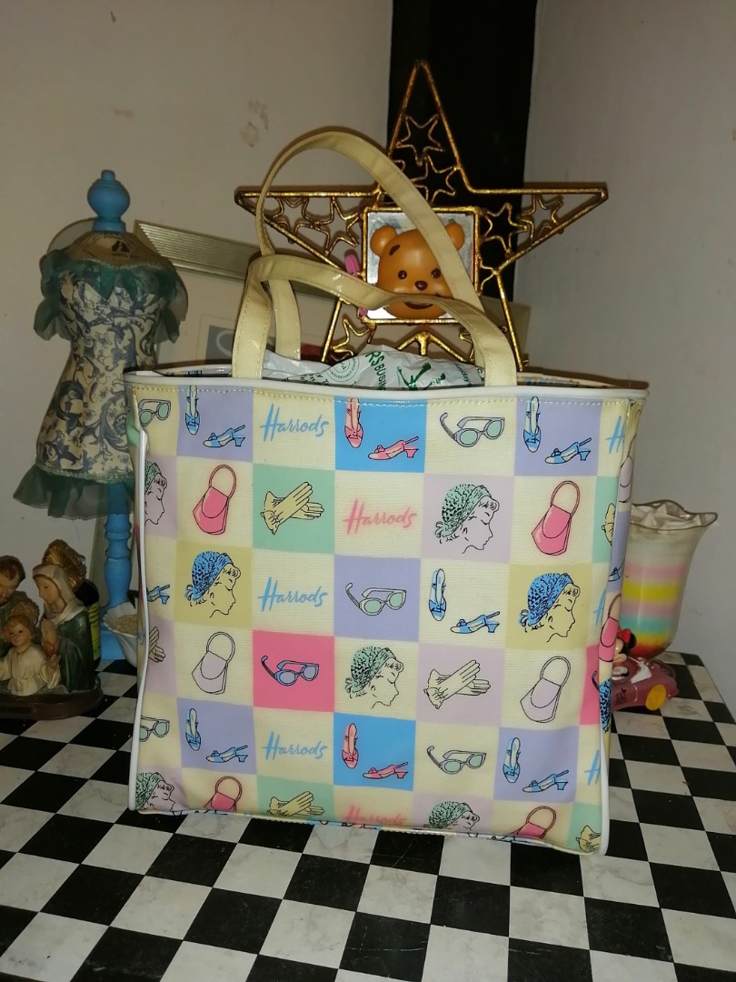 Original Harrods Handbag, Women's Fashion, Bags & Wallets, Tote Bags on ...